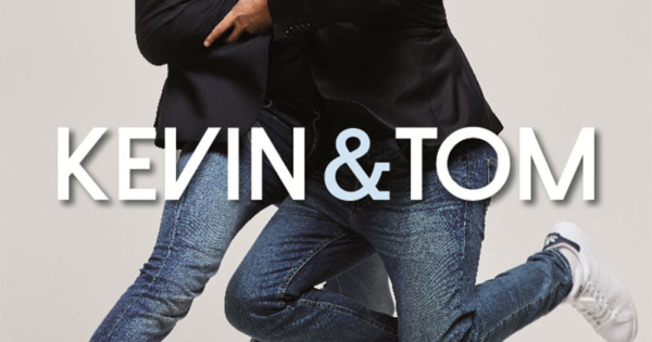 Kevin et Tom : un show mené tambour battant... au piano et à la guitare ...